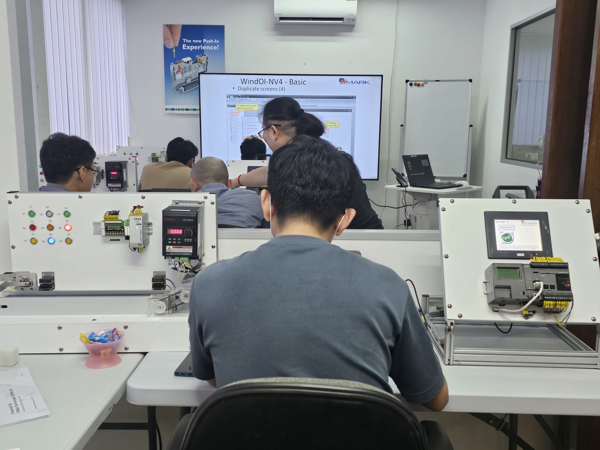 Idec Plc And Operator Interface Programming Workshop